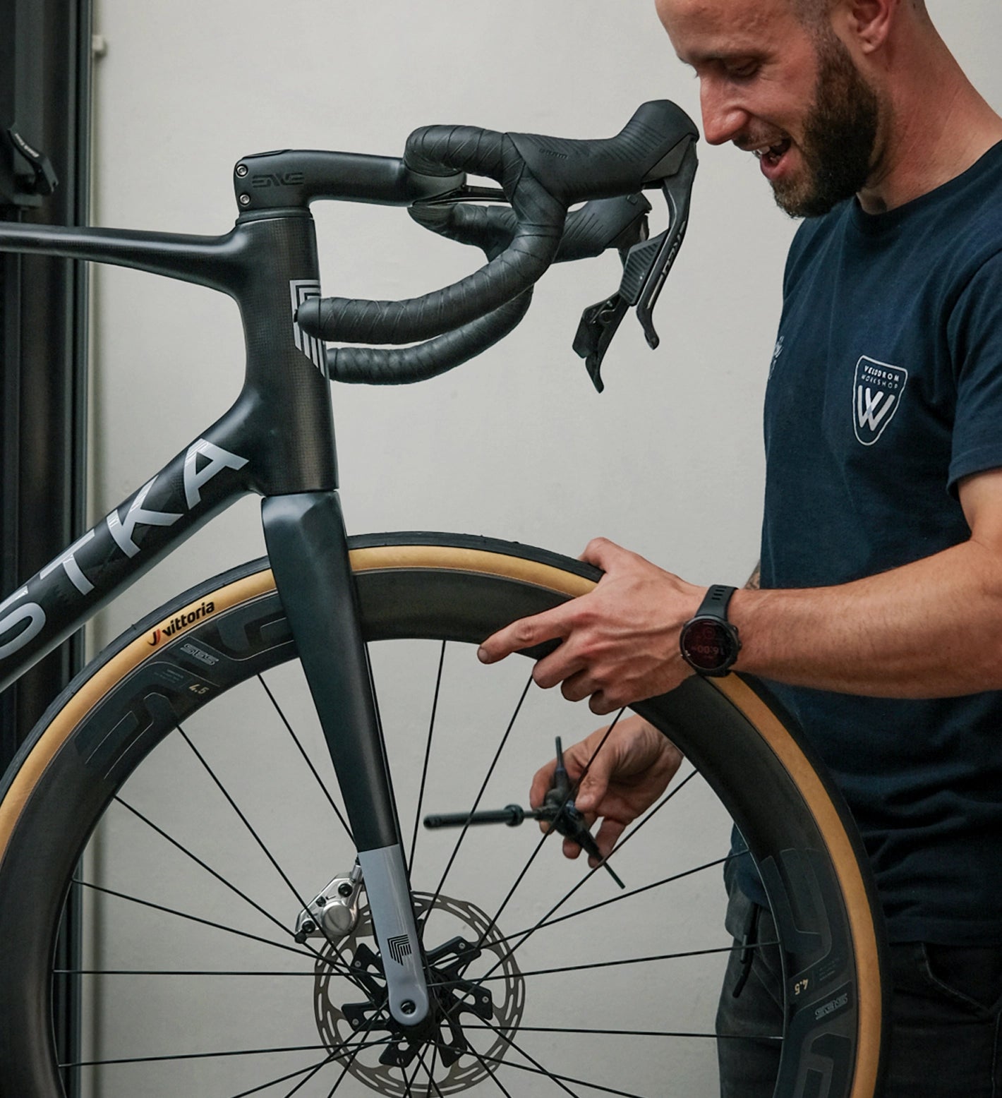 Velodrom CC - The premium cycling online store